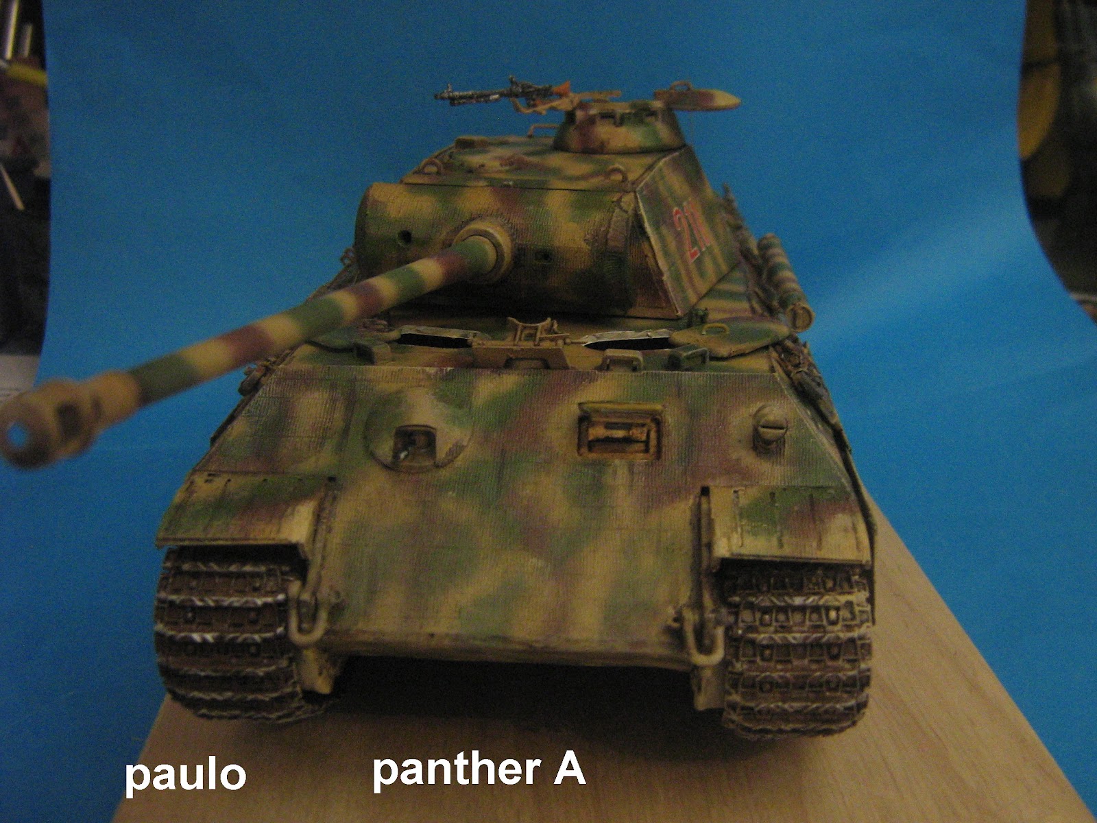 PAULO PANZER MODELLING: [ TUTO ] PEINTURE DES CHENILLES SUR VEHICULE ...