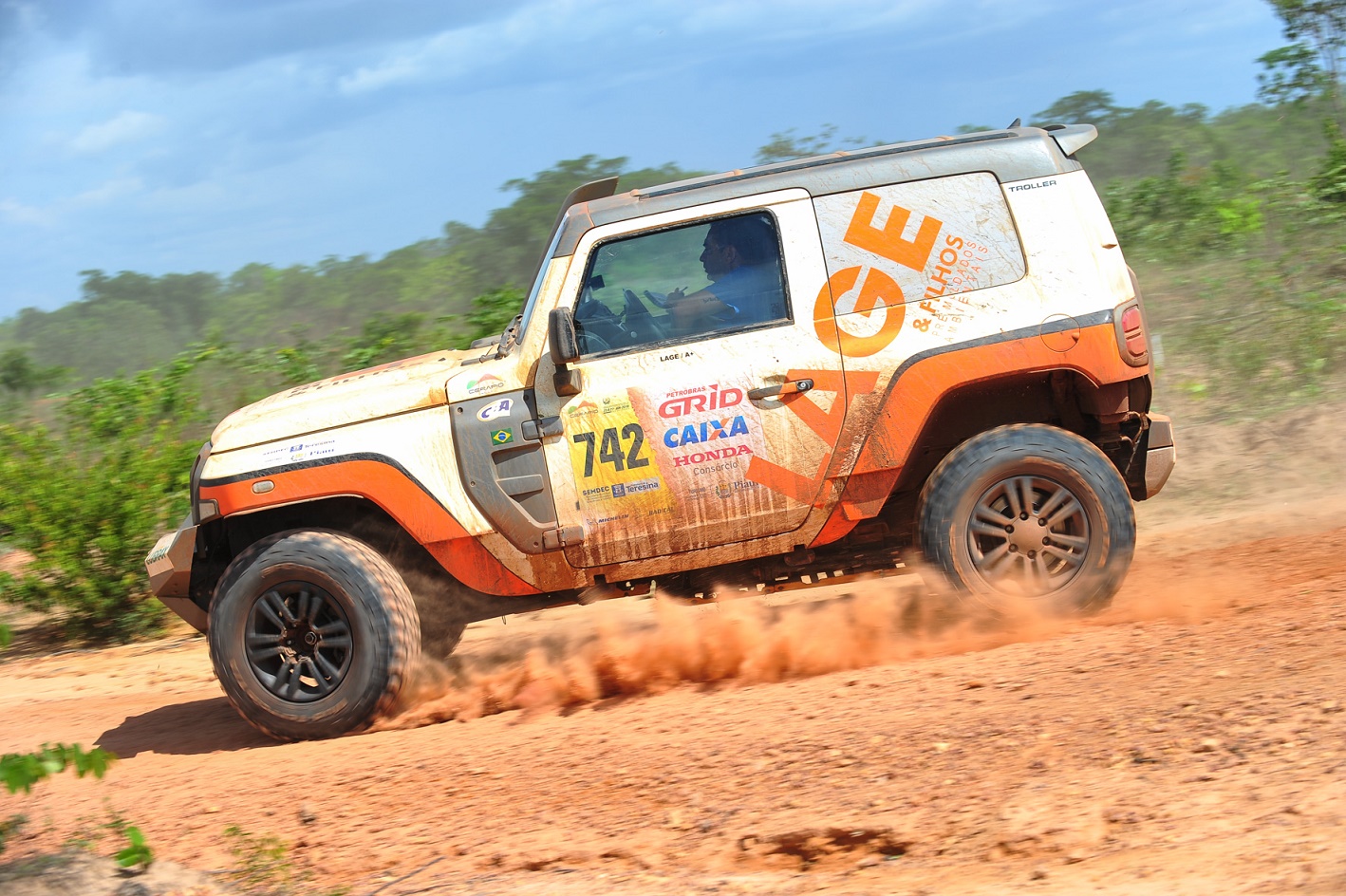 Rally Cerapió 2018: dupla a bordo de Troller T4 vence na categoria Master