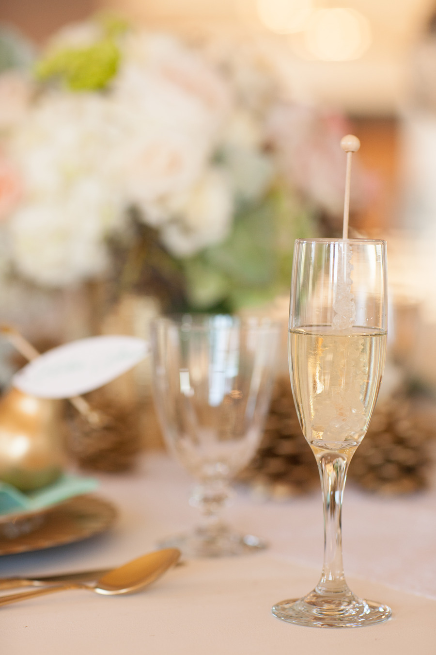 {Enchanted Mint and Gold . . . Part 2: Champagne & Table Decor ...