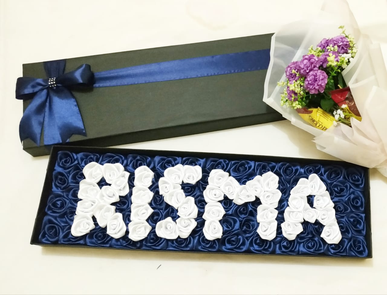 Bunga Wisuda Tangerang I Bunga Box FF65 - Jual bunga handmade