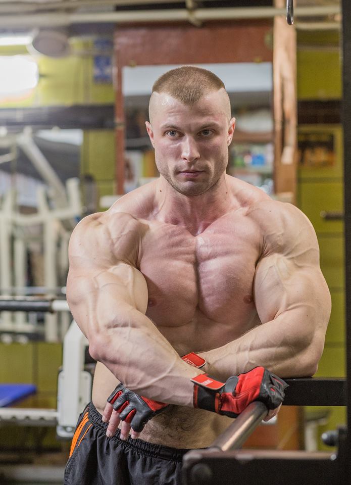 Worldwide Bodybuilders: Latvian bodybuilders Dmitry Romanov, Janis ...