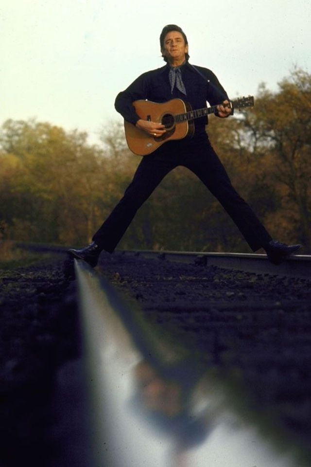 Wonderful Color Photos of Johnny Cash in Tennessee, 1969 ~ Vintage Everyday