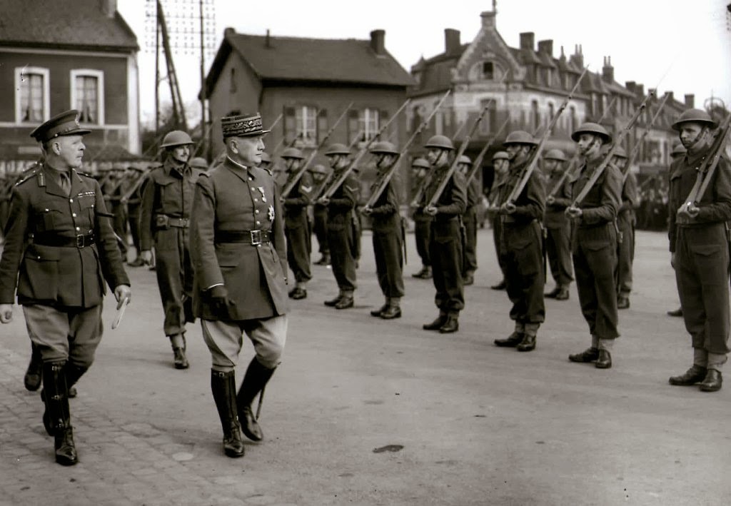 Armour force / Panssaroitu voima : Valesota / Phoney War / Drôle de ...