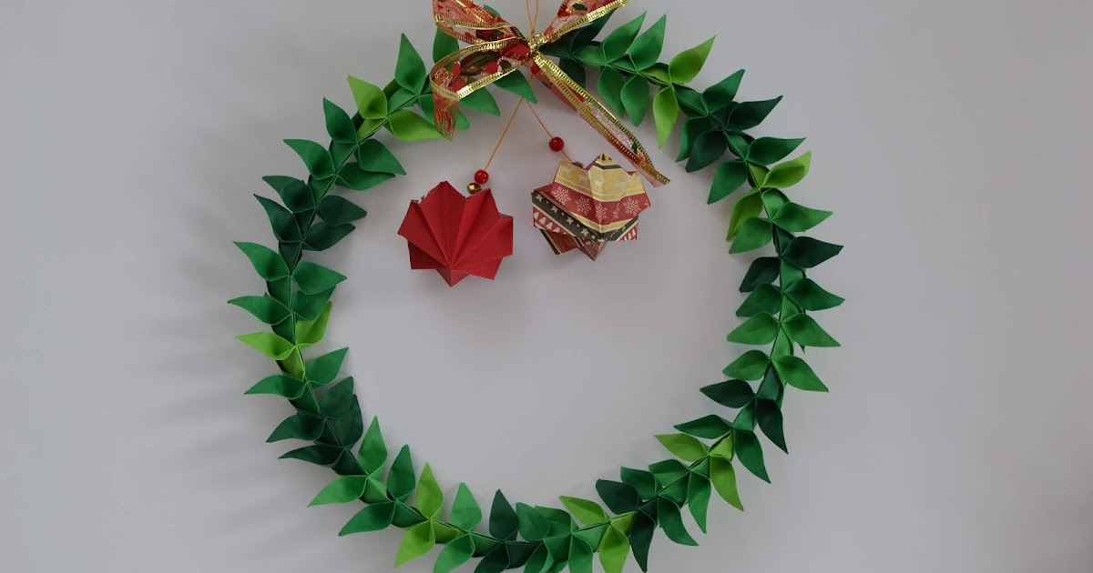 Origami Christmas Wreath II