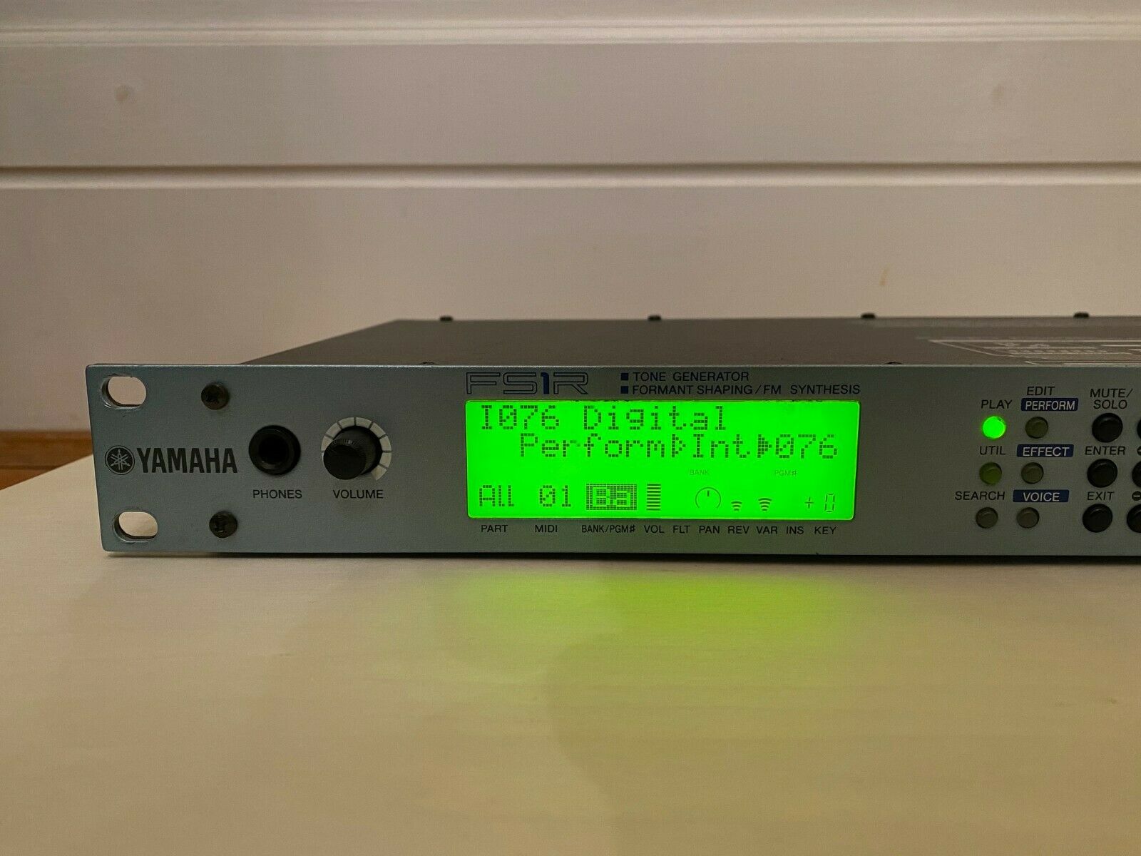 MATRIXSYNTH: Yamaha FS1R Formant FM Rack Synth SN PI01206