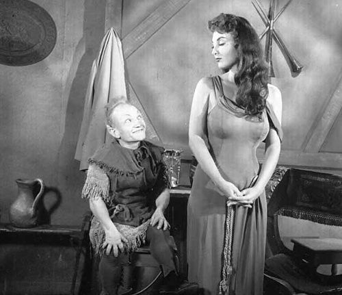 The Hitless Wonder Movie Blog: THE UNDEAD