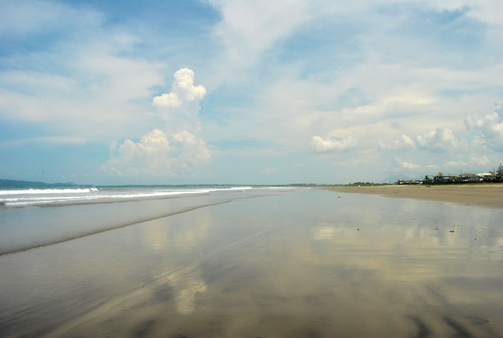 Galaerang Nanay!: SURFING @ BAGASBAS BEACH