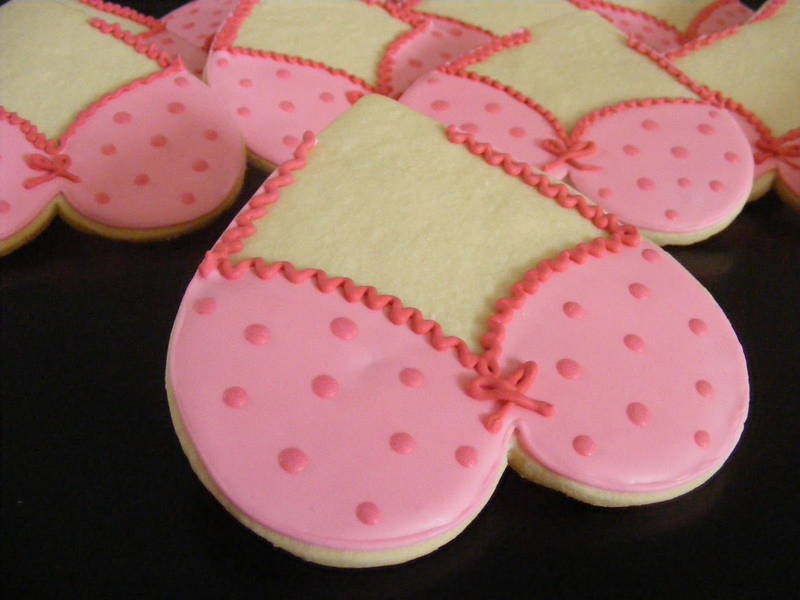 Cookies by Kristen: Think Pink! Breast Cancer Awareness Cookie