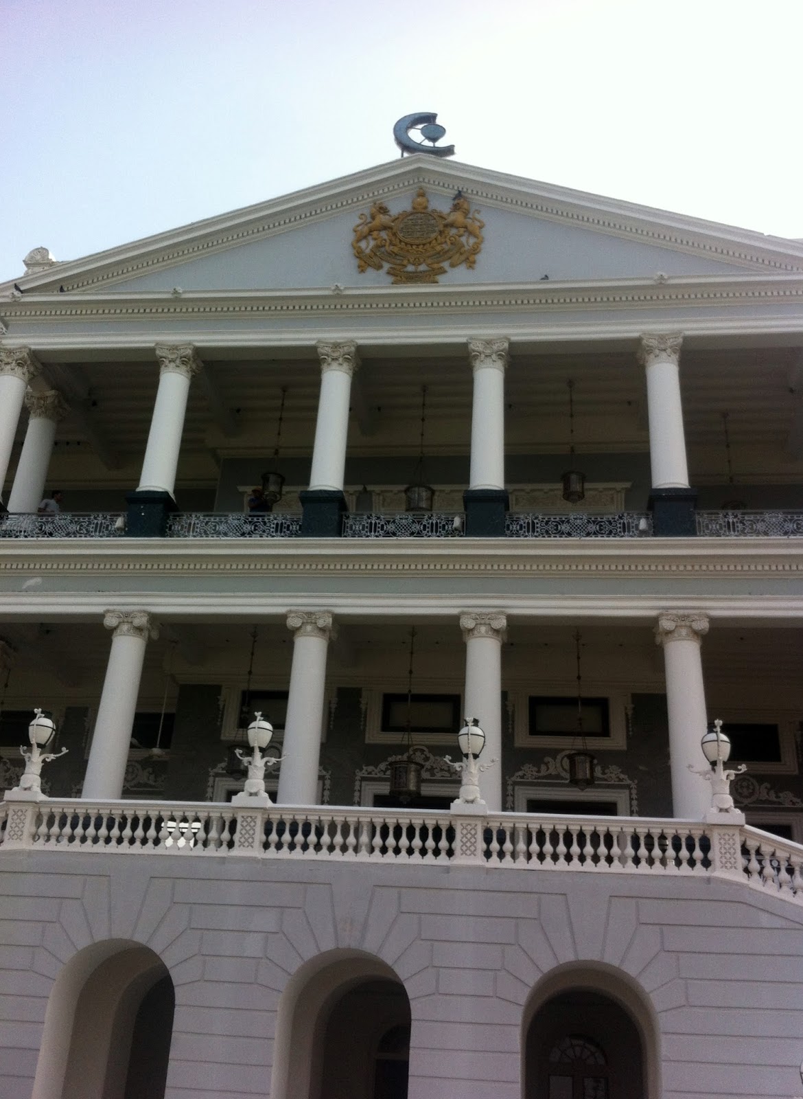 Aspects of Life with a Little Spice: Royal High Tea at Taj Falaknuma Palace