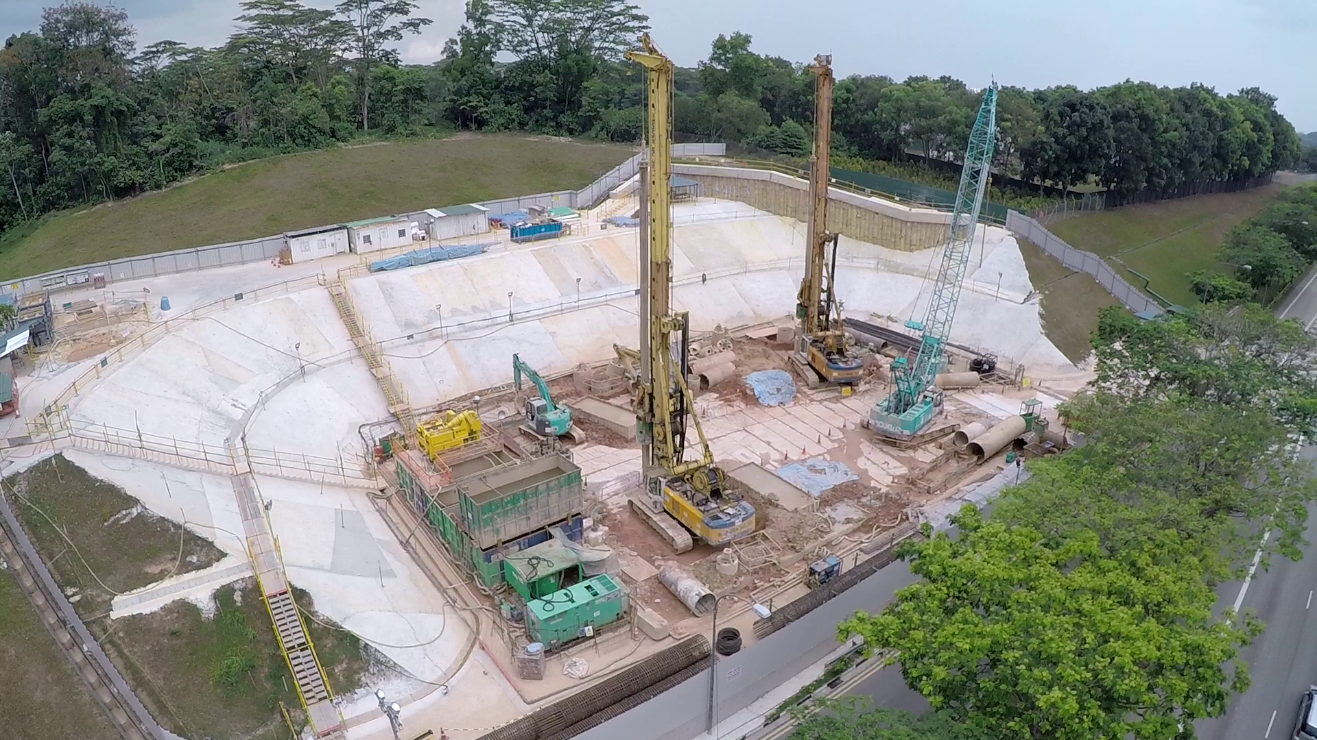 Thomson Line Construction: Piling at Facility Building