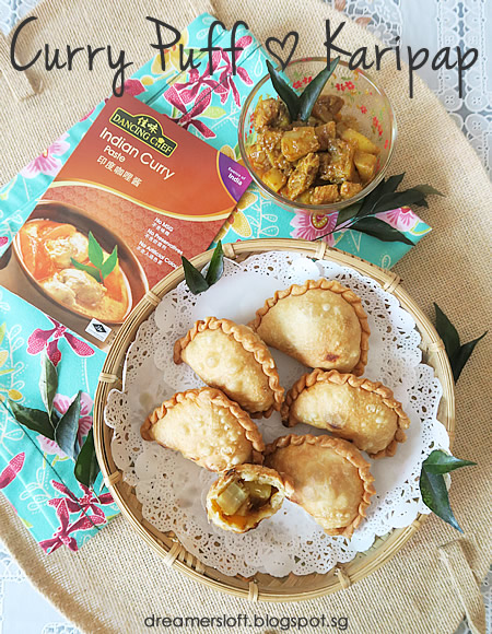 DreamersLoft: Curry Puff | Karipap