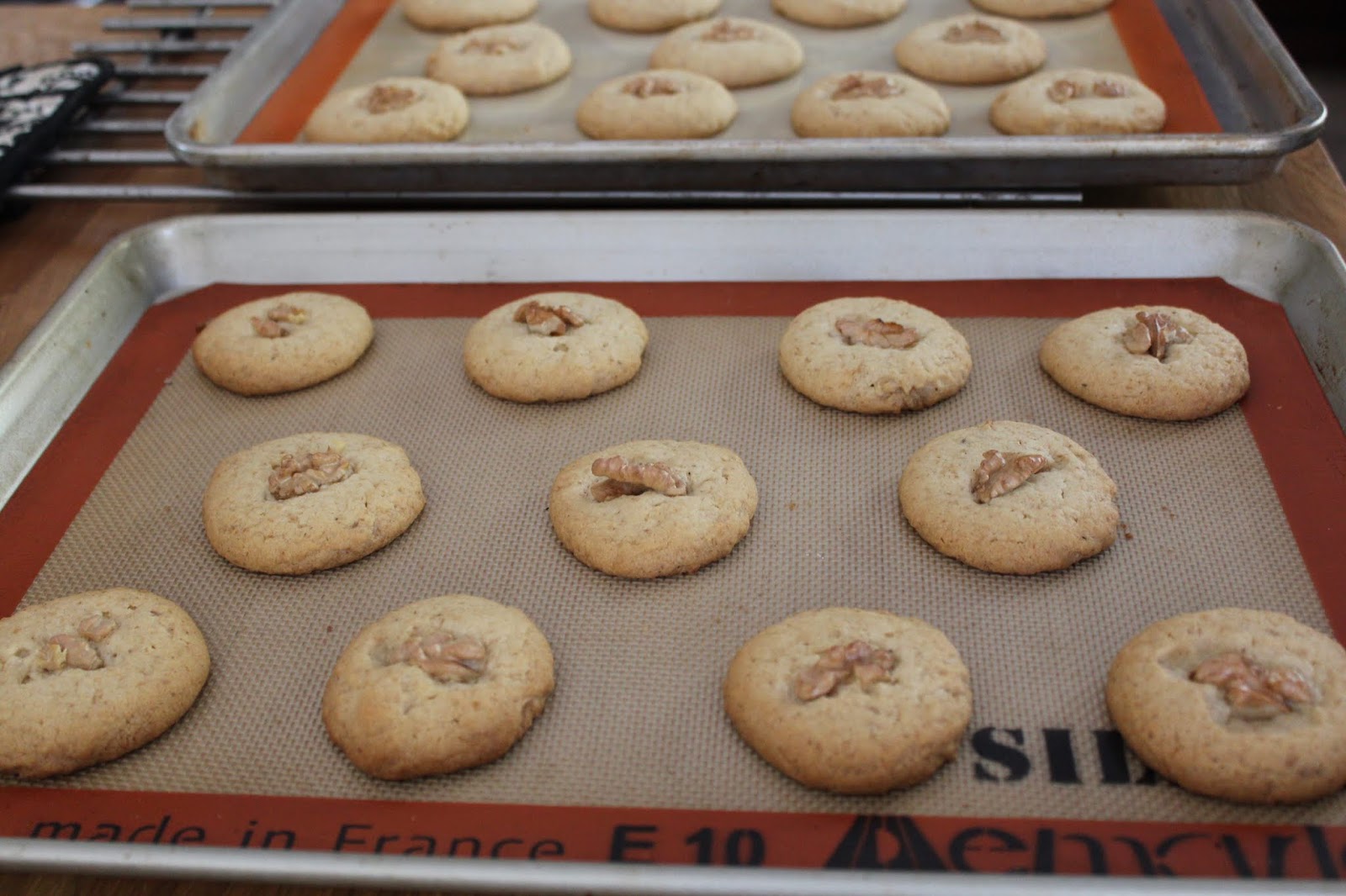 More Than Bread: Chinese Walnut Cookies 中式合桃酥