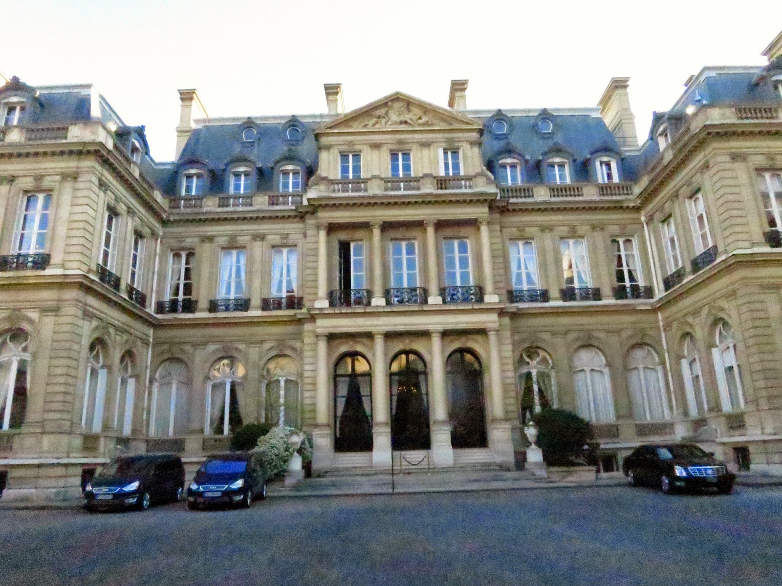 INTERNATIONAL LUXURY CONSULTING: AMERICAN EMBASSY RESIDENCE ...JANE D ...