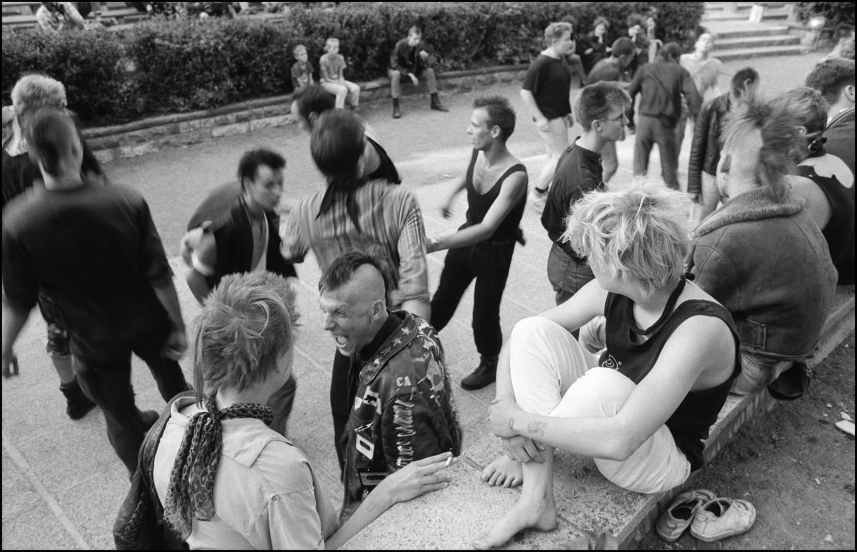 Amazing Photographs Capture Punk Scenes in East Germany During the ...