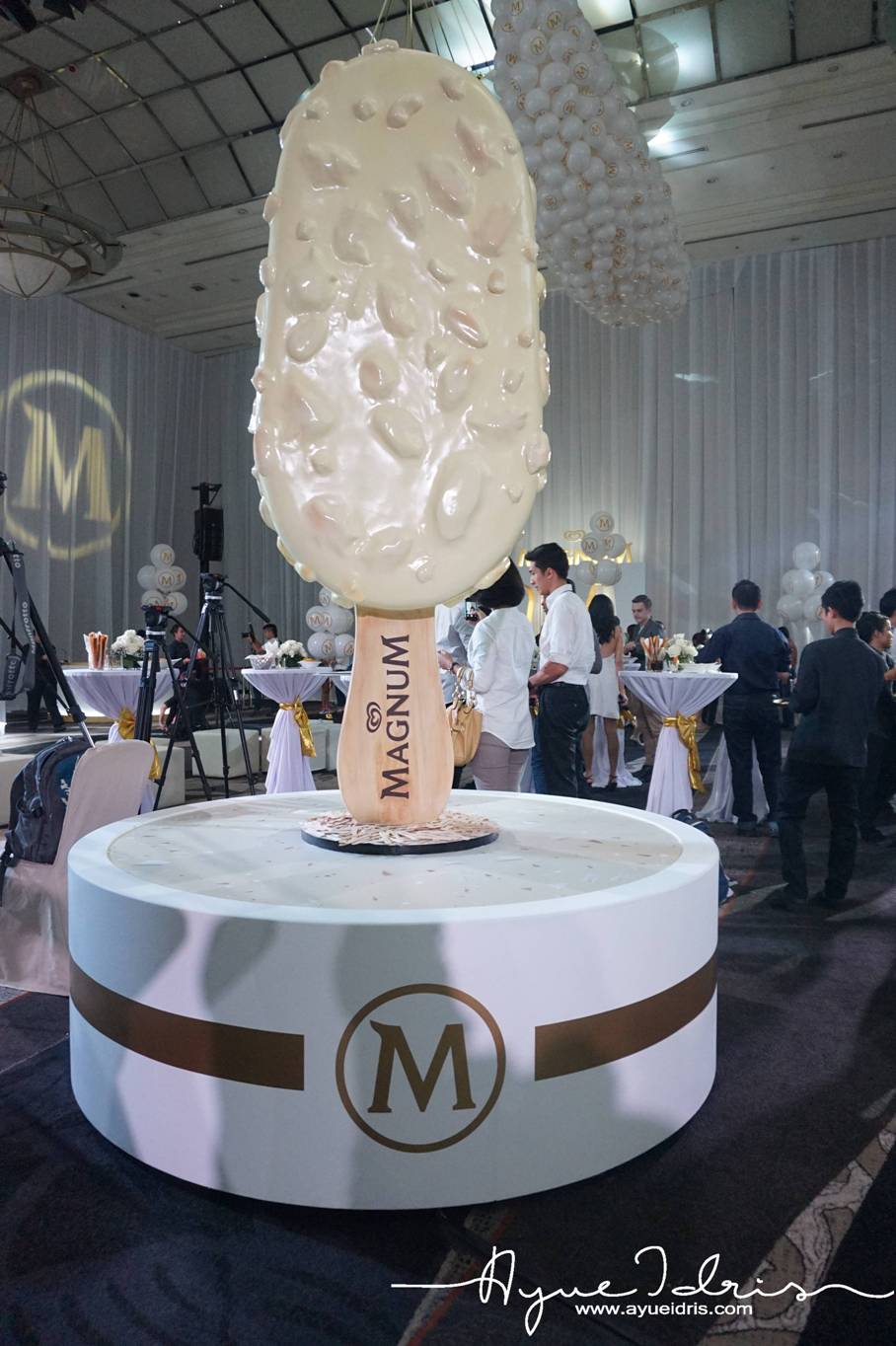 Magnum Perisa Baru | Magnum White Almond | AYUE IDRIS