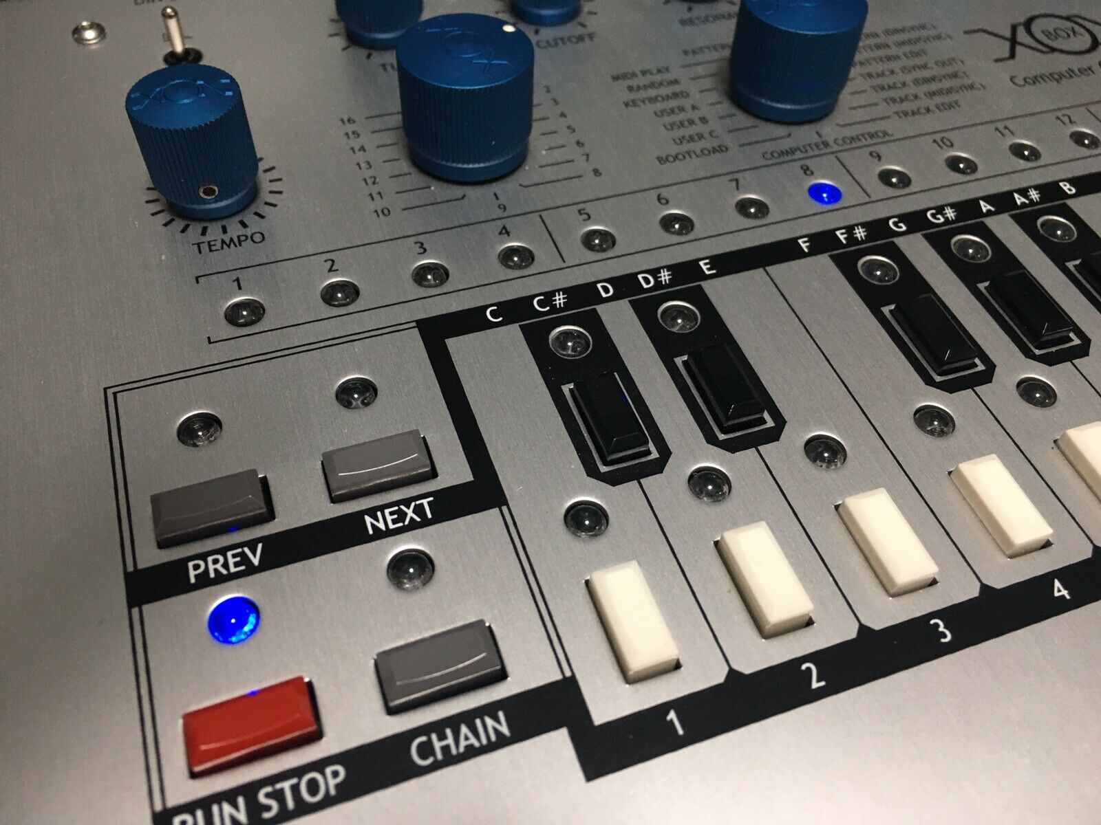 MATRIXSYNTH: XoXBoX built by Andy Pledger