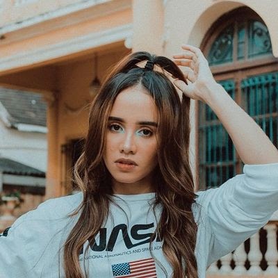 Stephanie Moreno age, boyfriend, career, wiki, bio, biography, affair ...