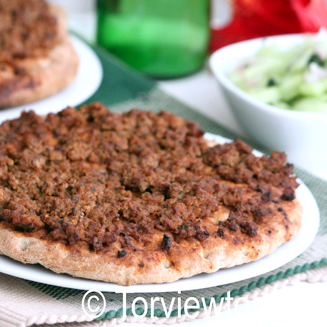 Torviewtoronto: Lahmajoun Middle Eastern pizza