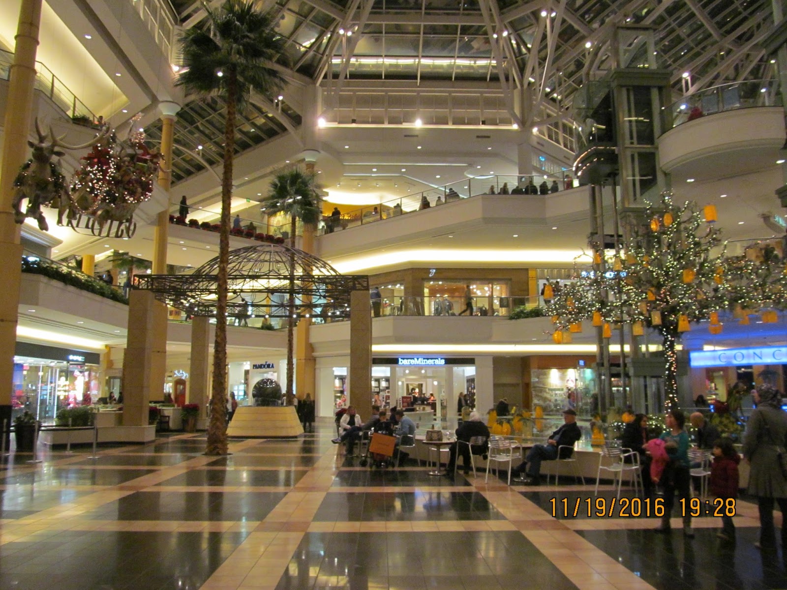 Trip to the Mall: 2016