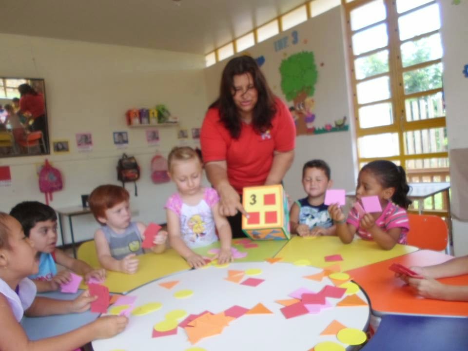 Atividades para Educação Infantil: DADO DAS QUANTIDADES, FORMAS E CORES