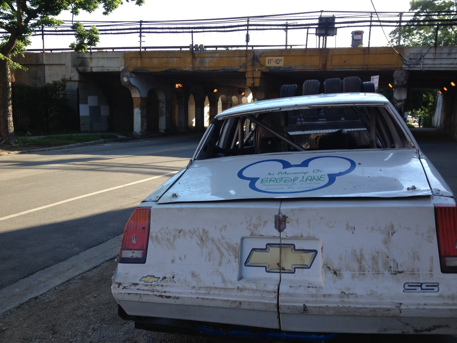 Chevanston Rogers Park: Runge Roach Racing