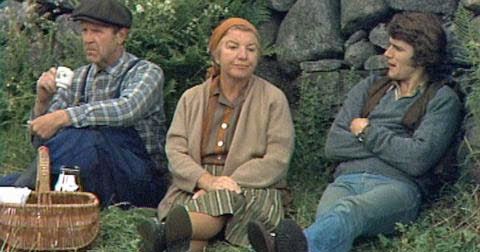 TIMMER & MASONITE . .: Hem till byn