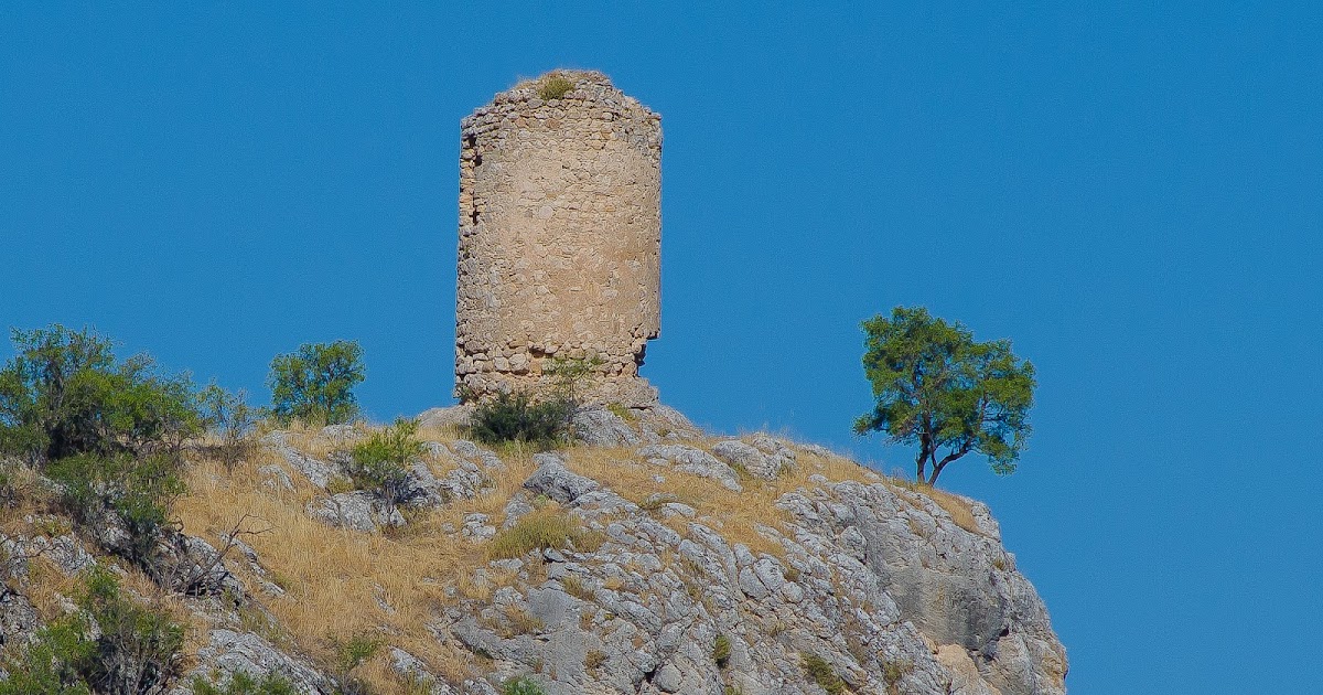 Lugares de Granada con encanto. : Atalaya de Tózar. Sistema defensivo ...