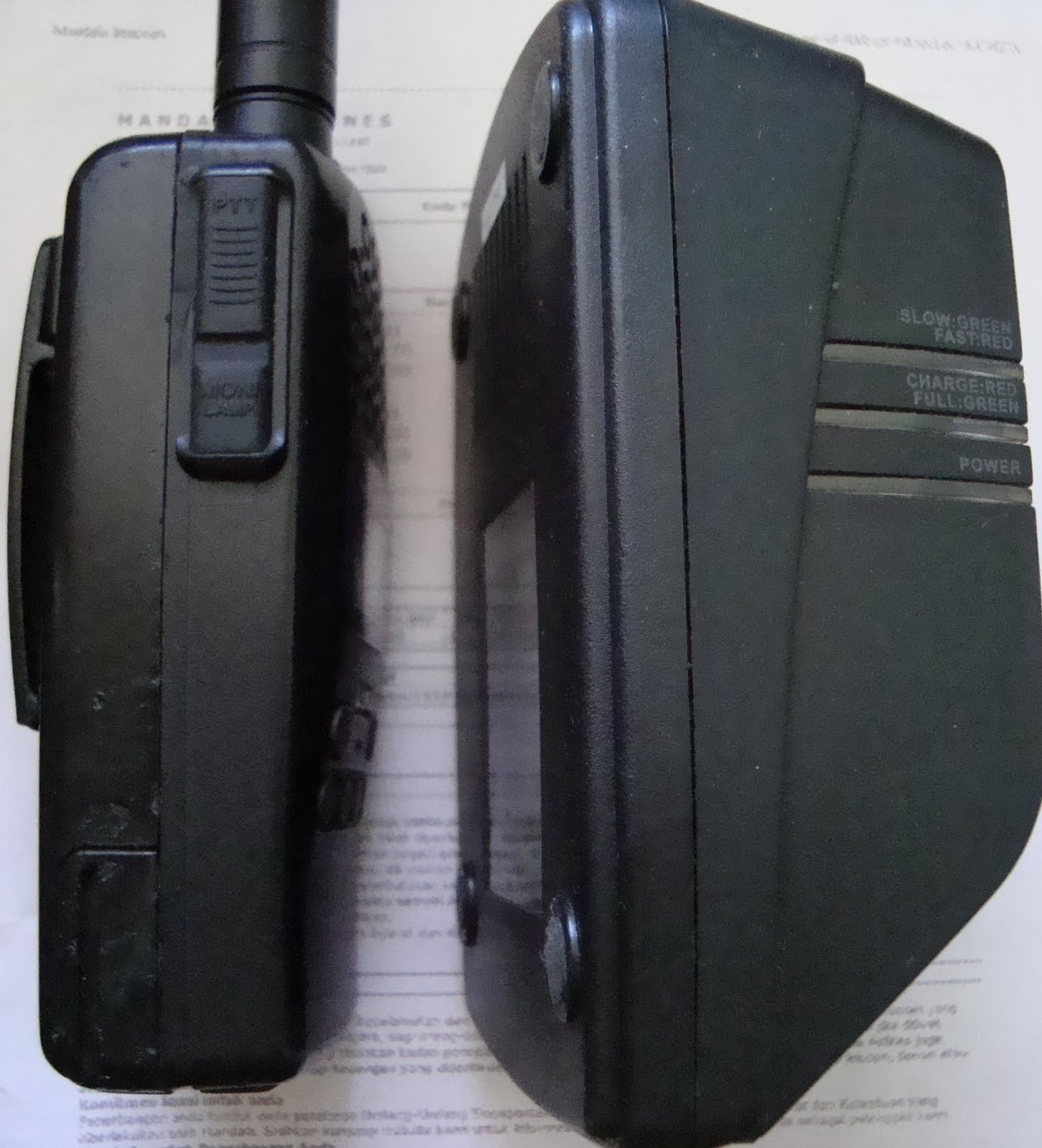 RADIO SELLER: Alinco Dual band HT ( Sold )