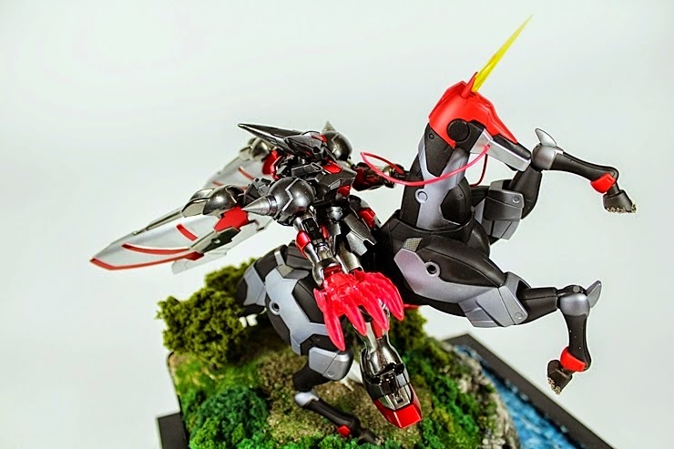 Gundam Family: HGUC 1/144 Master Gundam + Fuunsaiki Diorama Custom Build