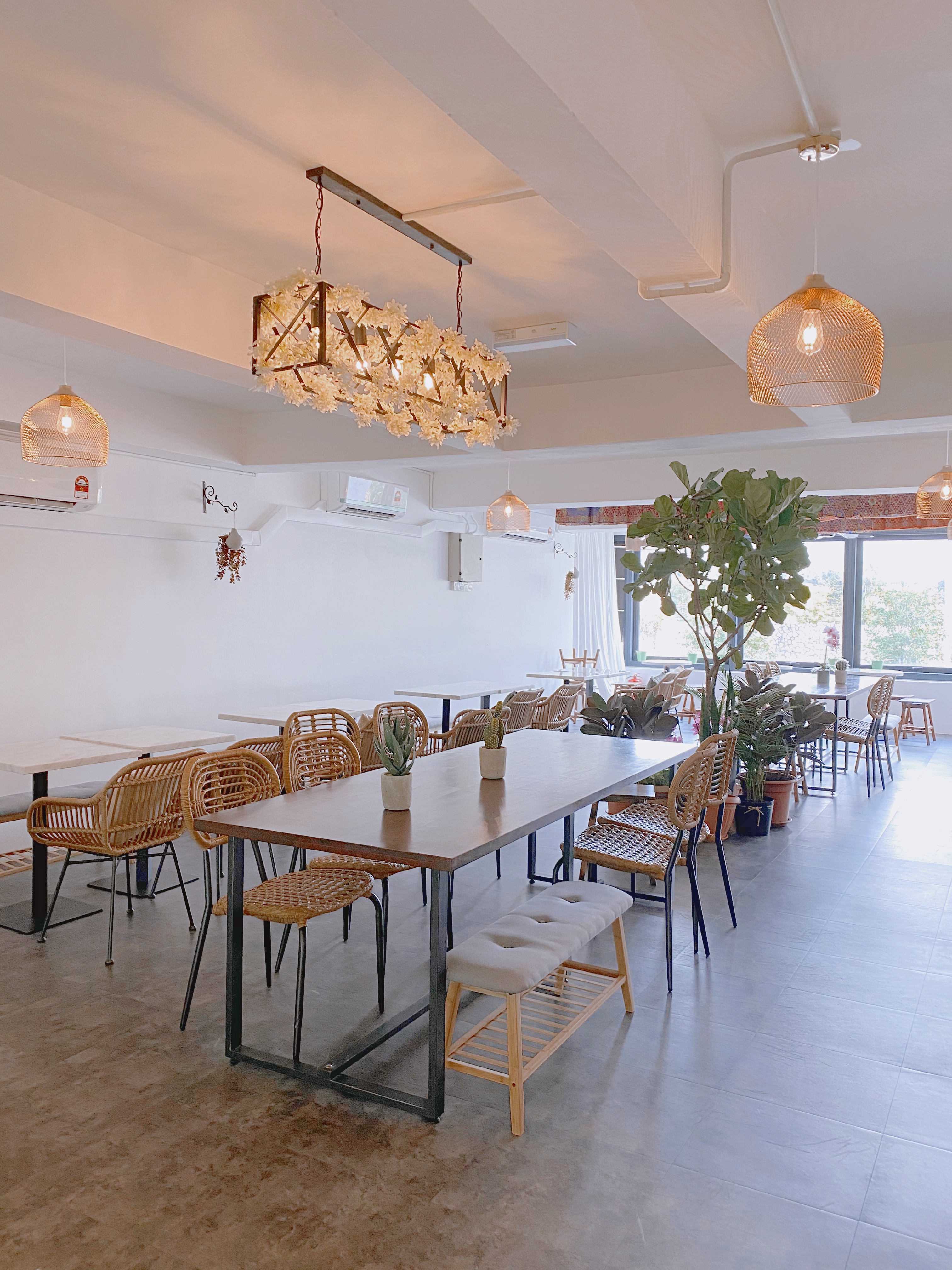 Flakes @ The Hub SS2 (Flaky Flakes~) - The Tan Yiek