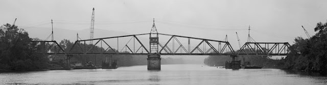 Industrial History: CSX/L&N Lift Bridge over Tennessee River in ...