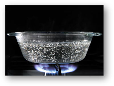 CHEF Q: What’s the Difference Between Simmering and Boiling?