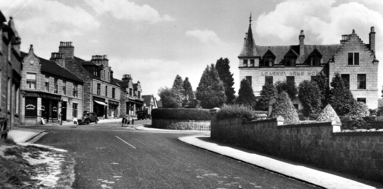 Tour Scotland: Old Photograph Learney Arms Hotel Torphins Scotland