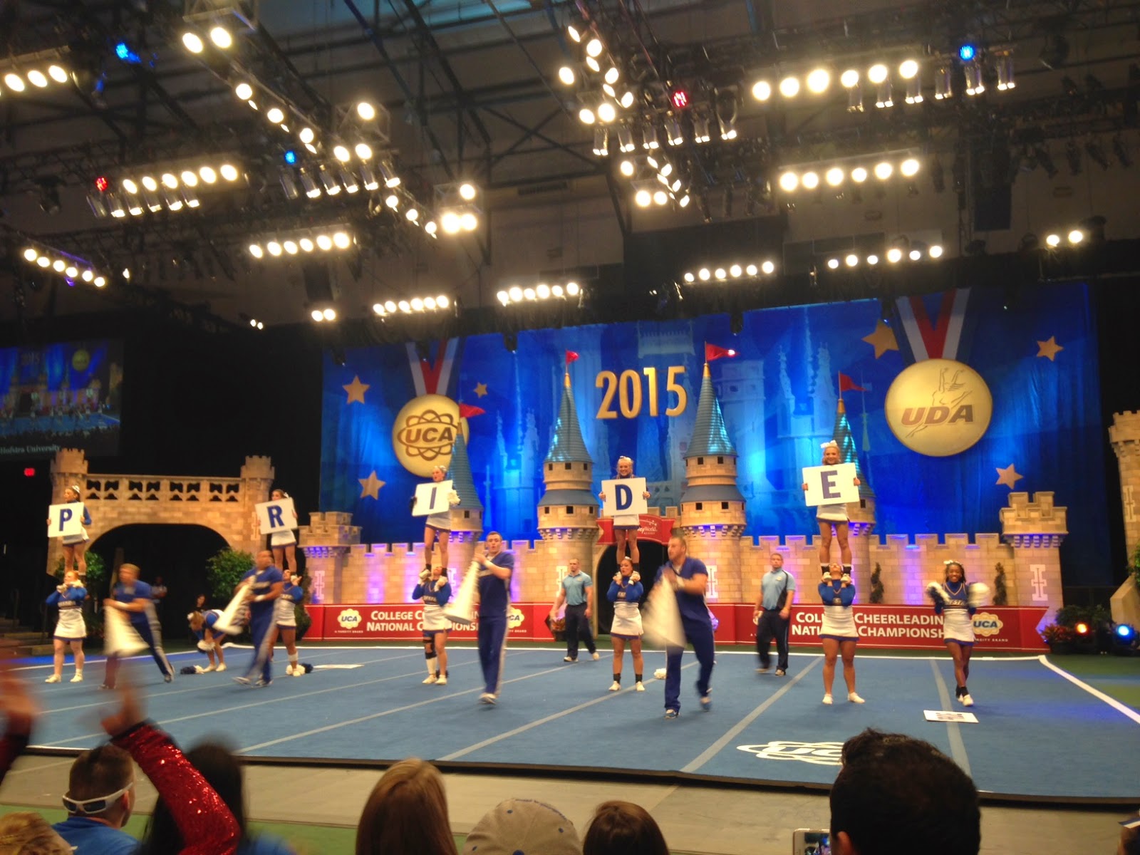 Hofstra Student Life: Cheer and Dance Teams Compete in 2015 UCA/UDA ...