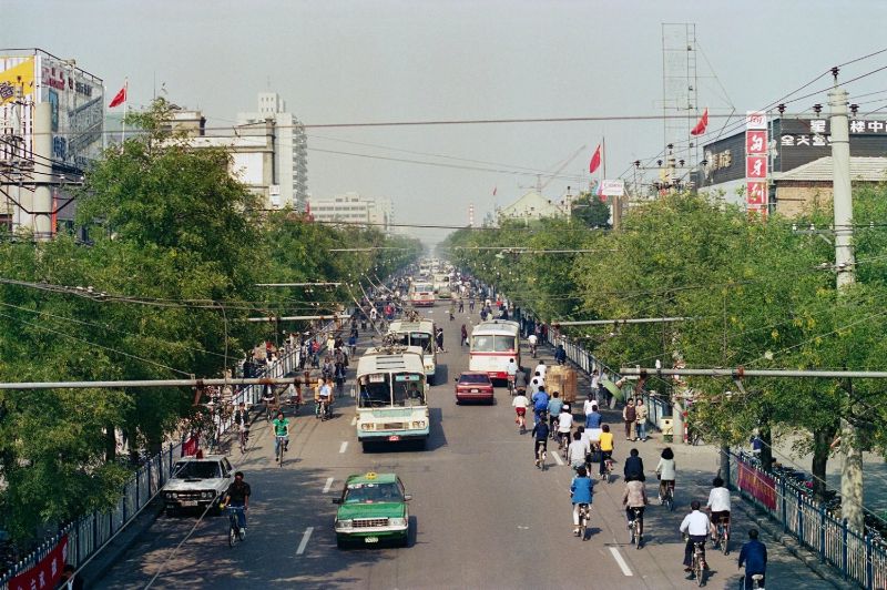 33 Fascinating Pics Capture Street Scenes of Beijing in 1990 | Vintage ... 33 Fascinating Pics Capture Street Scenes of Beijing in 1990 | Vintage ...
