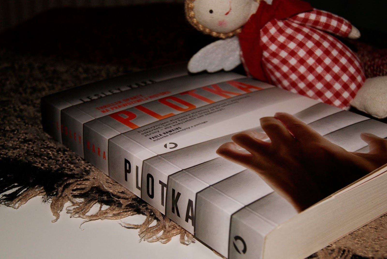 Wypisz - Wymaluj: PLOTKA - LESLEY KARA