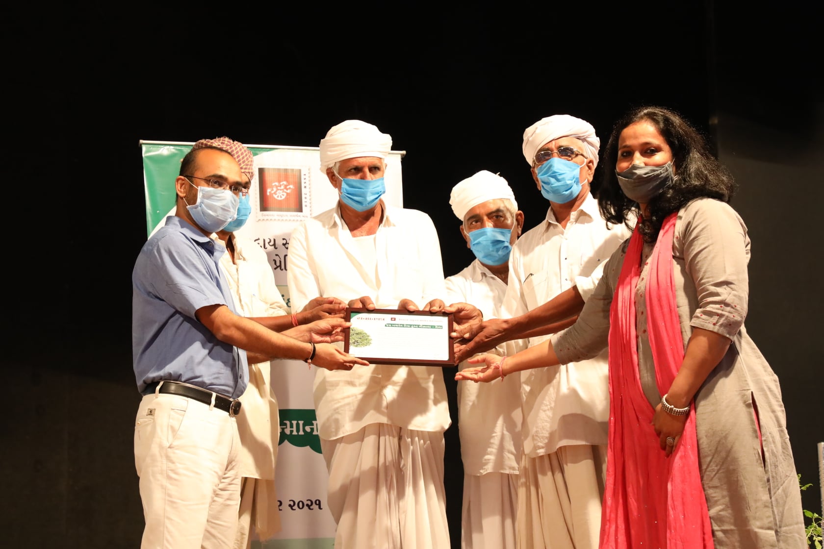 NOMADS OF INDIA: VSSM applauded the Vruksh Mitro who have performed ...