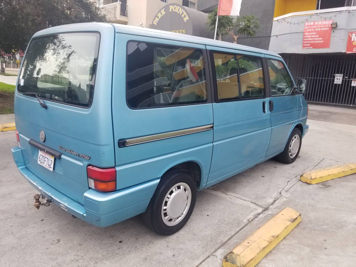 Manual Gearbox Equipped: 1993 Volkswagen Eurovan - DailyTurismo