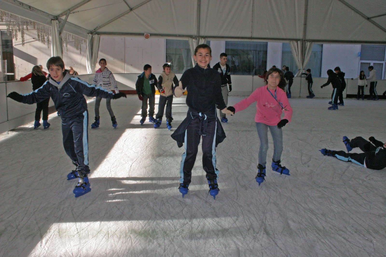 EL BLOG DE PAU: PATINAJE SOBRE HIELO