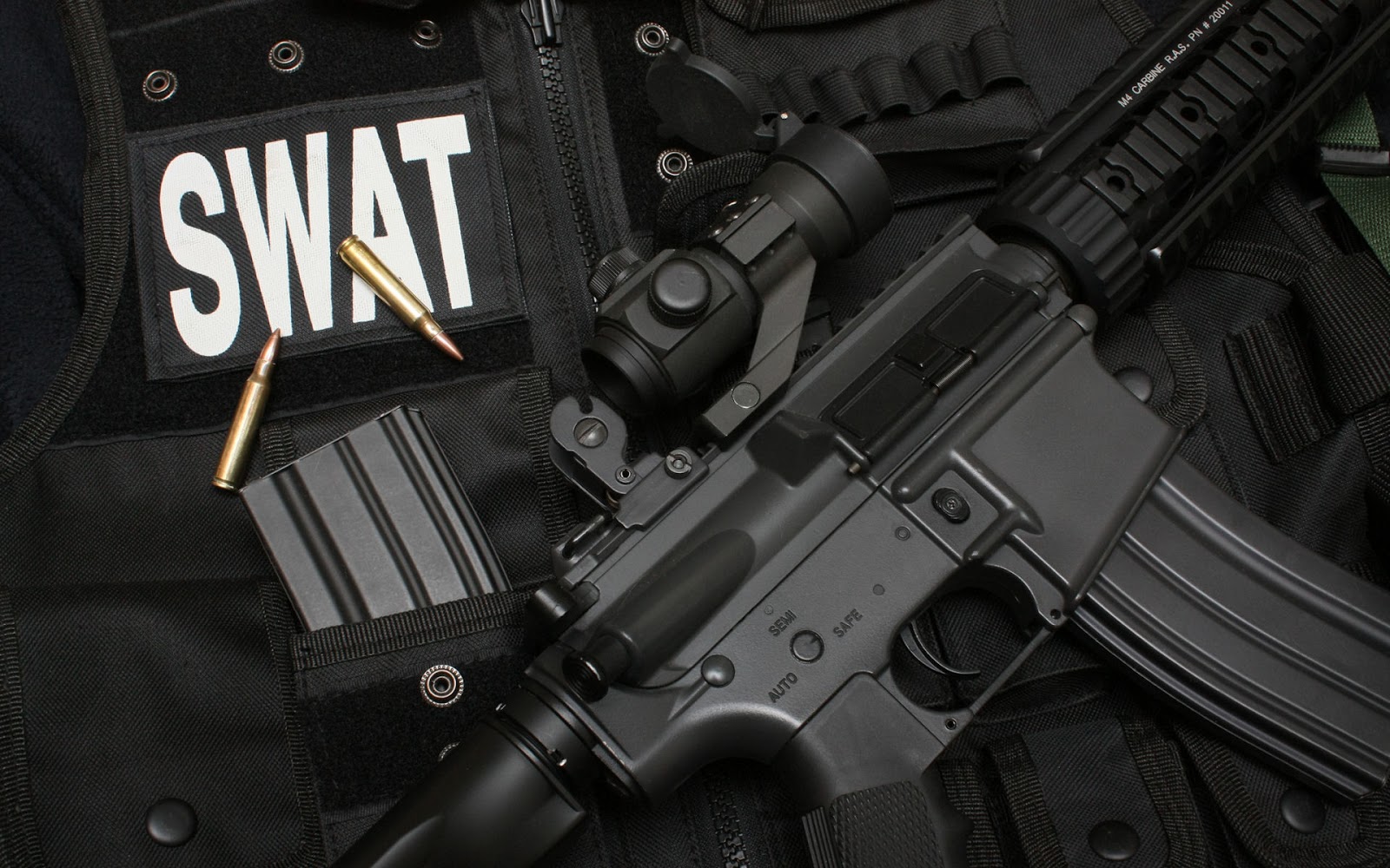 Guns & Weapons: Cool Guns Wallpapers #2