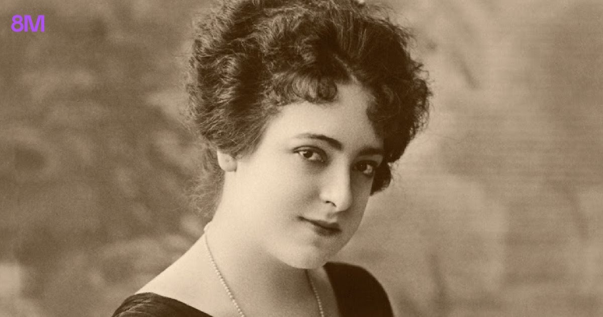 Film Noir Photos: Tracking with Closeups: Adela Sequeyro