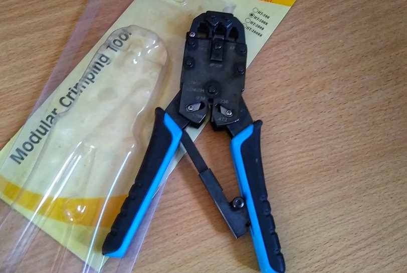 Urutan Kabel LAN dan Cara Memasang Kabel LAN - Santri Dan Alam