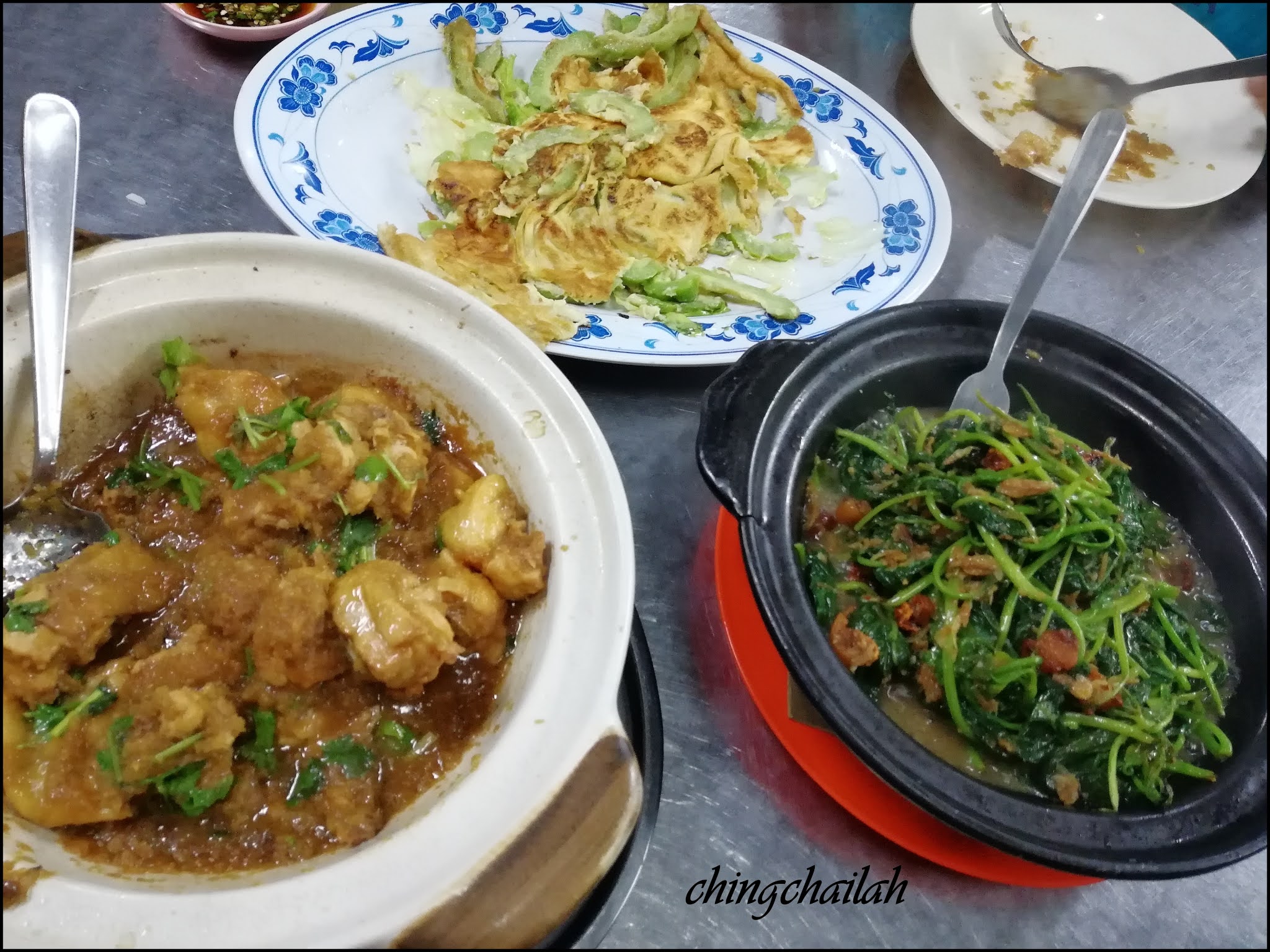 Simple Living In Nancy: My Friends' First Dinner At Kedai Minuman Villa ...