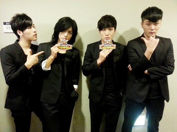 Andlina World is 24 Hours: M.I.B Update