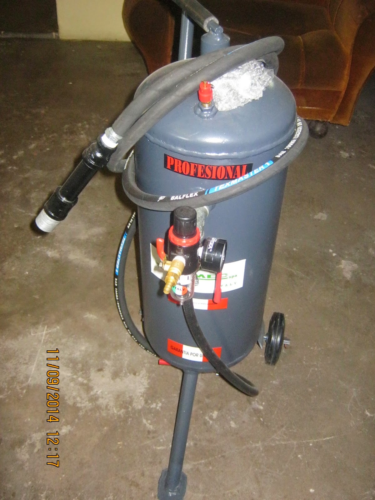 Arenadoras Profesionales e Industriales marca MAGRAND.