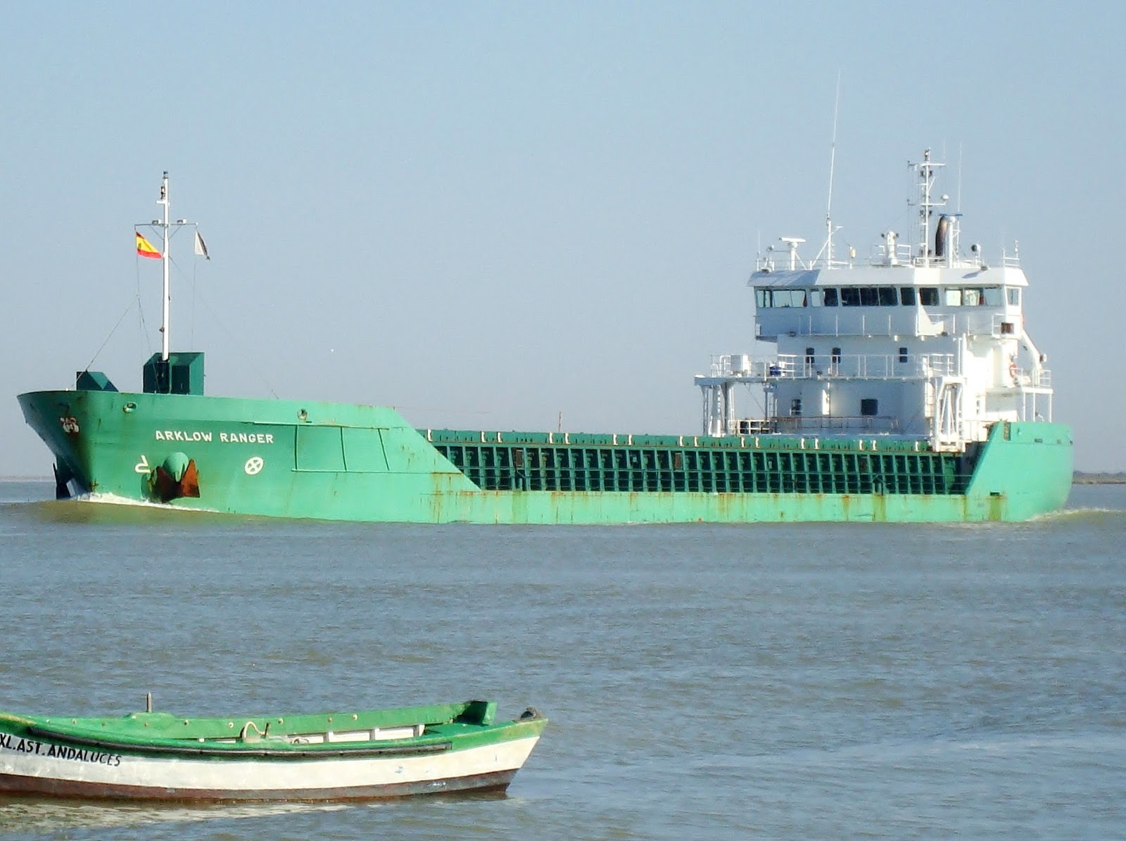 BUQUES MERCANTES A SU PASO POR SANLUCAR DE BARRAMEDA: ARKLOW RANGER