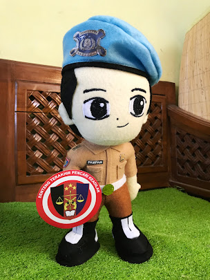 Boneka Polisi dan Bhayangkari: Boneka Polisi Propam