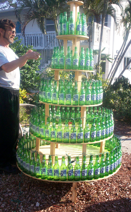 Lyke2Drink: What Will Santa Leave Under Your Beer Can (or Bottle ...