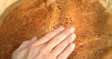 Jeddah Daily Photo: Saudi Arabia's Cheap Bread