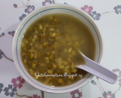 LY's Kitchen Ventures: Green Bean Sago Soup